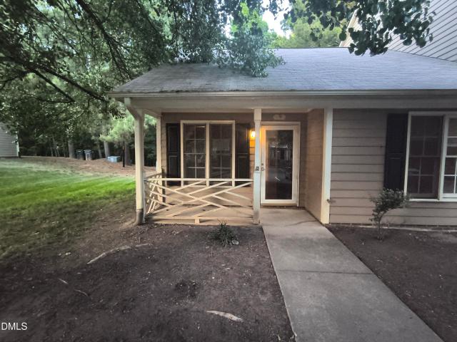9 Crystal Oaks Court