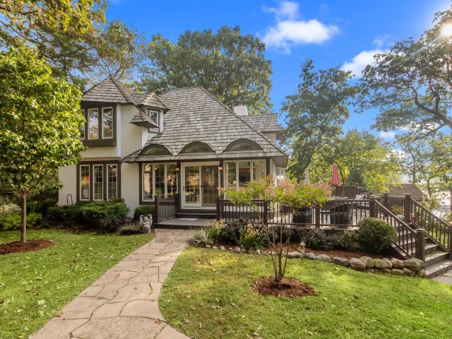 9 Dartmouth Rd