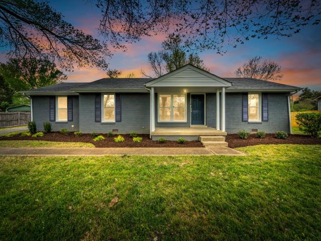9 Donelson Dr, Clarksville, TN 37042 | MLS #3205