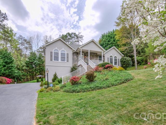 9 Double Eagle Drive