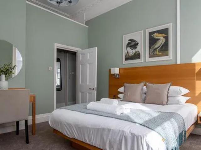9 Doughty Street, London, WC1N 2PL, United Kingdom | 2 bed apartment for rent #138103123 | Rentberry