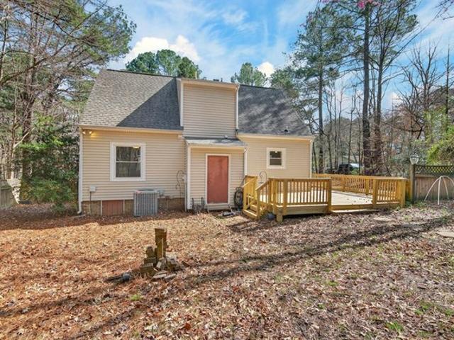 9 Drakesway Ct, Durham, NC 27713