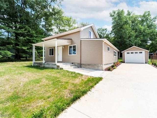 9 Dravis Dr, Youngstown, OH 44515