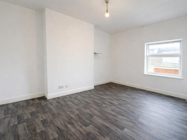 9 Evington Street, Leicester LE2, 1 bed flat to rent, £775 pcm | PrimeLocation