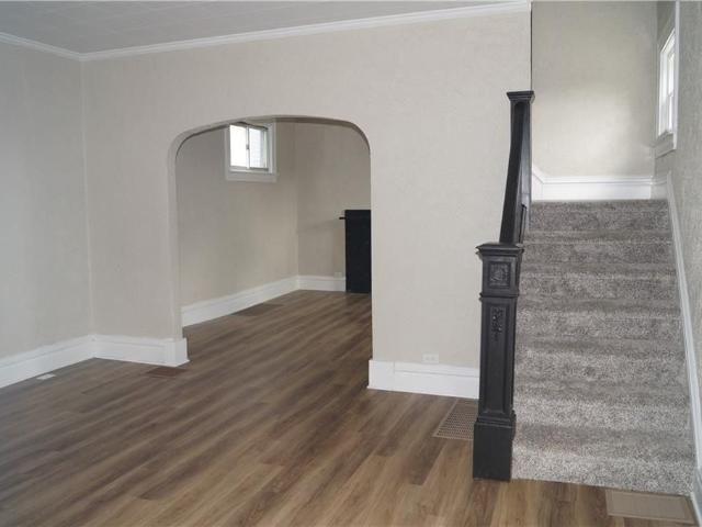 9 E Gaskill Ave