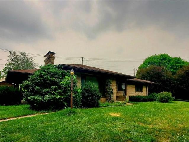 9 E North St, Summit Hill, PA 18250