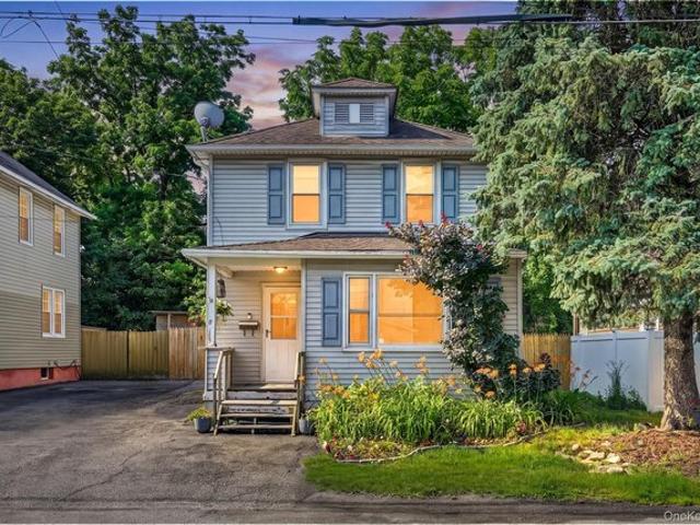 9 E Stone St, Newburgh, NY 12550