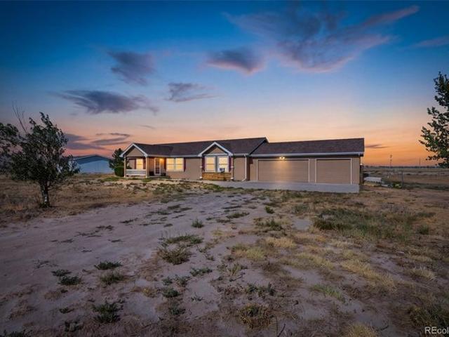 9 E Ranch Rd, Wiggins, CO 80654
