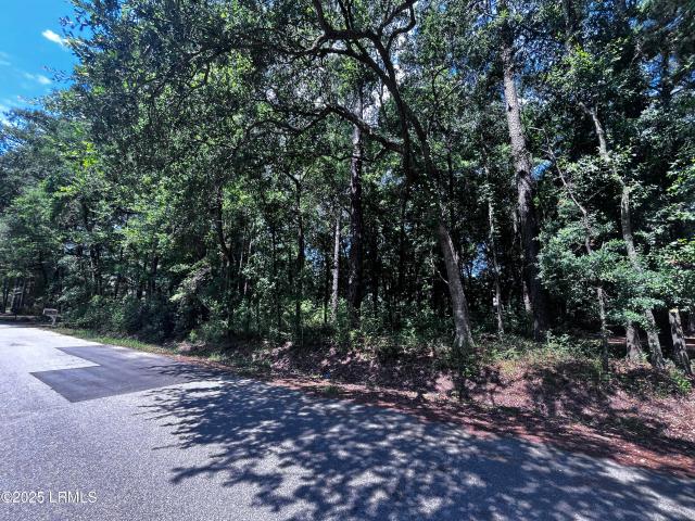 9 E River Dr, Beaufort, SC 29907 | MLS #191449