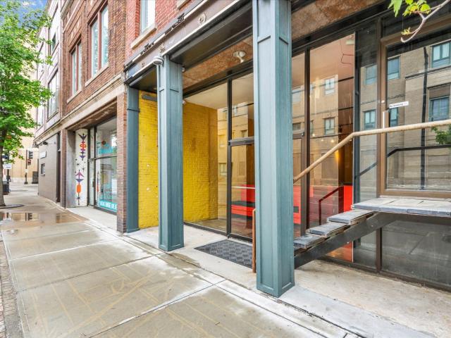 9 E University Avenue