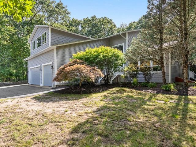 9 Eagle Nest Drive
