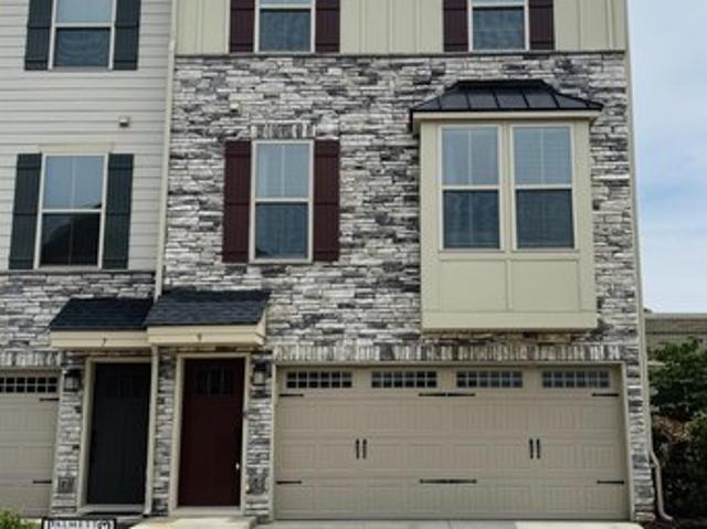 9 Eagle Wood Dr, Greenville, SC 29607