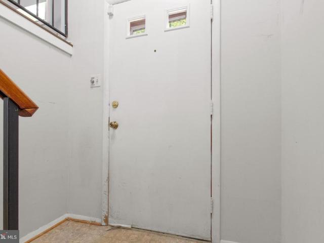 9 Edison Court