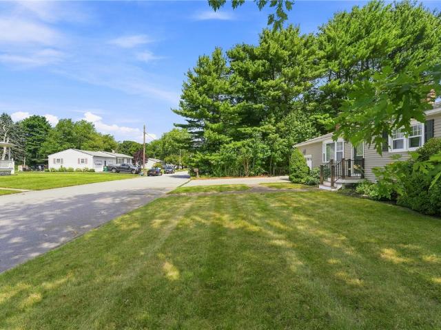 9 Eileen Drive