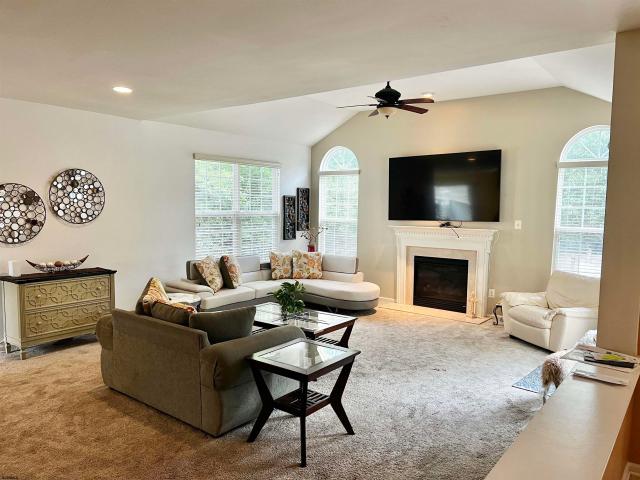 9 equestrian road