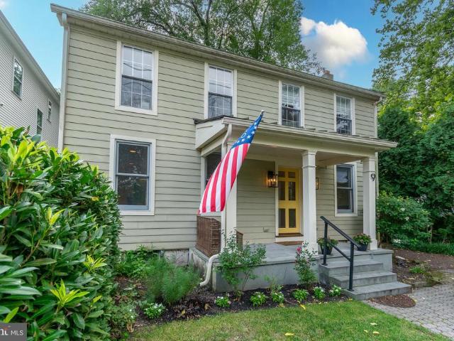 9 Ferry Street