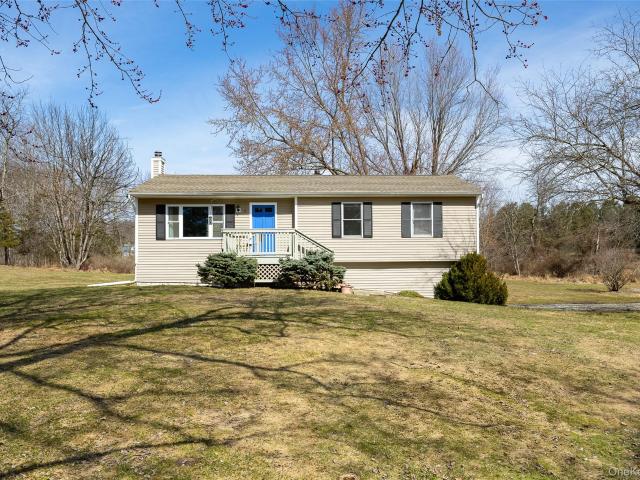 9 Ferrara Drive