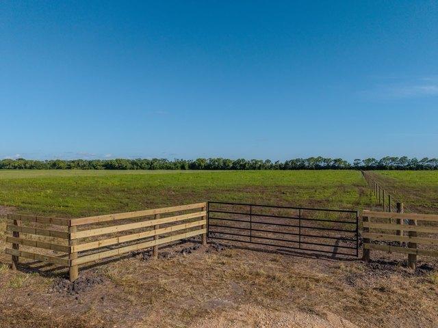 9 FM 457 # 9, Bay City, TX 77414
