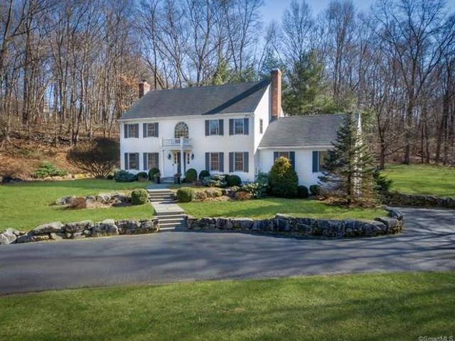 9 Fox Run, Wilton, CT 06897