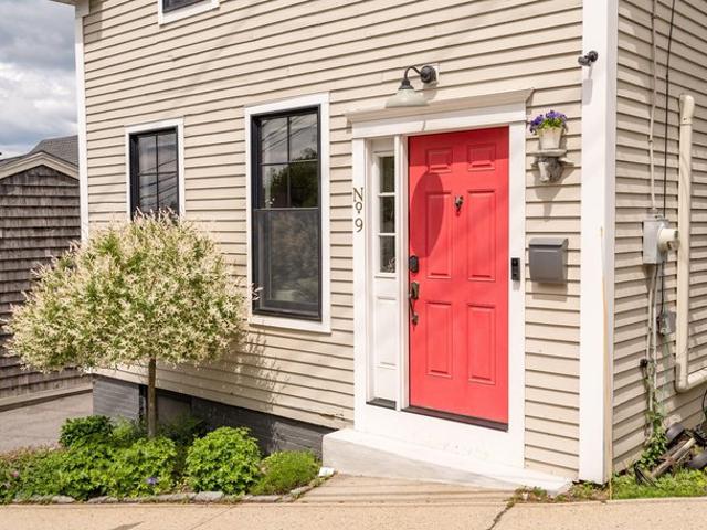 9 Fox St, Portland, ME 04101