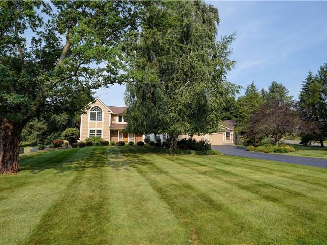 9 Foxboro Lane