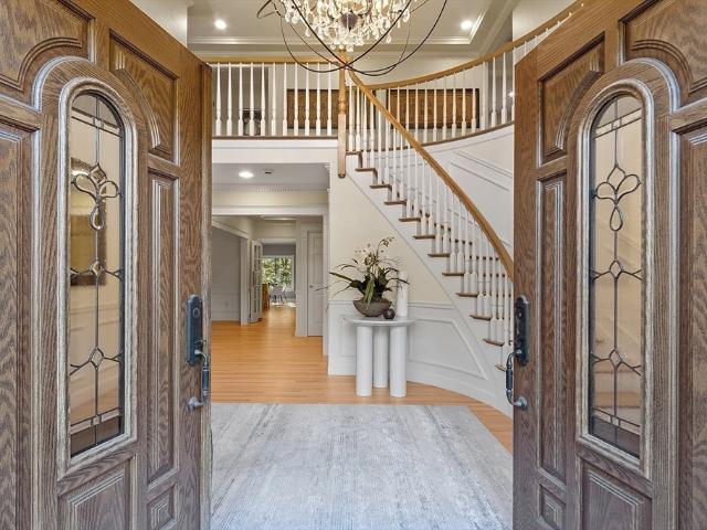 9 Garland Rd, Lincoln, MA 01773 | MLS #73478 | Compass