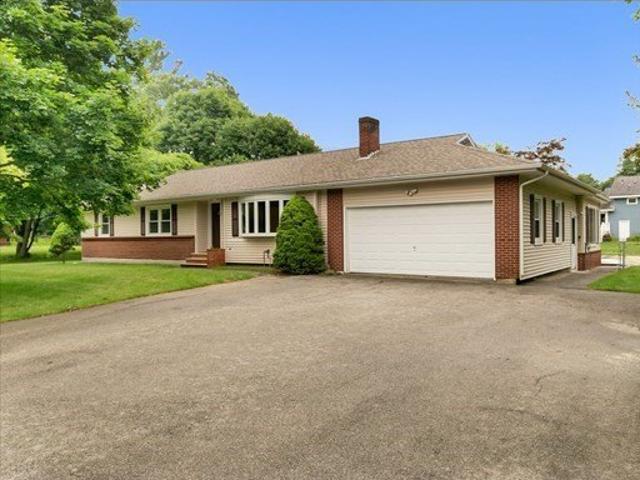 9 Gaywood Cir, Methuen, MA 01844