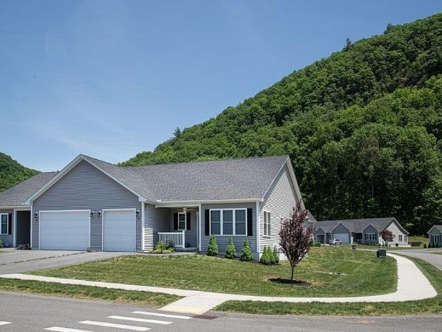 9 Gray Lock Ln Unit B, Deerfield, MA 01373