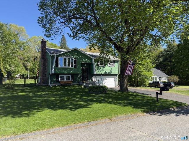 9 Green Dr, Plymouth, CT 06786