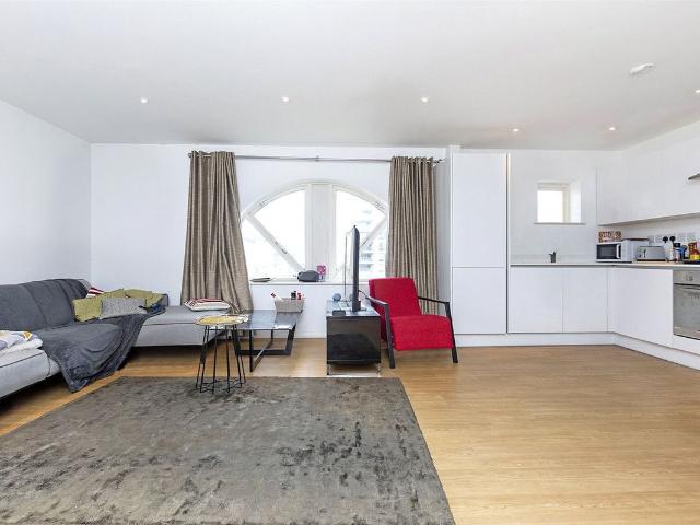 9 Greenwich Quay, Clarence Road, London SE8, 2 bed flat to rent, £2,123 pcm | PrimeLocation