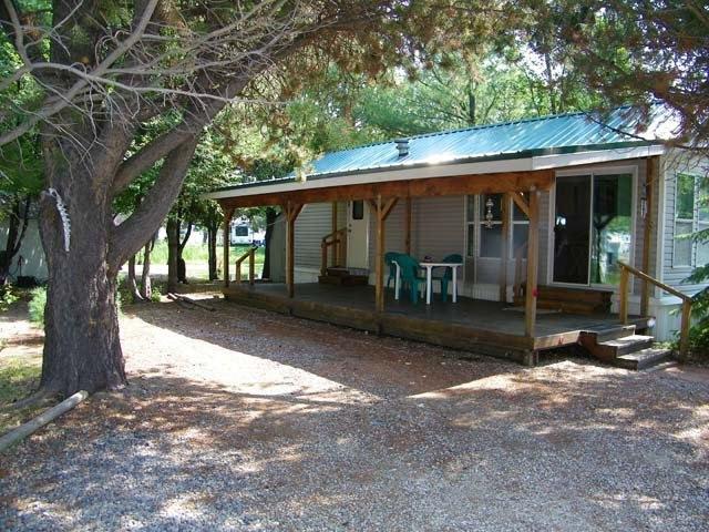 9 H St, Cascade, ID 83611