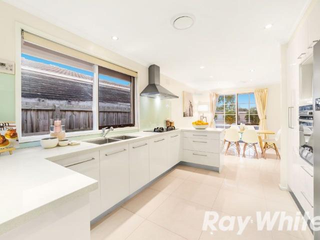 9 Hawksburn Crescent