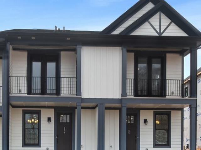 9 Hawthorne Ln Unit Townhome, 105, Greenville, SC 29605