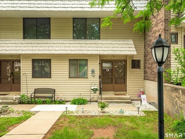 9 Hemlock Ct Unit 9, Cromwell, CT 06416