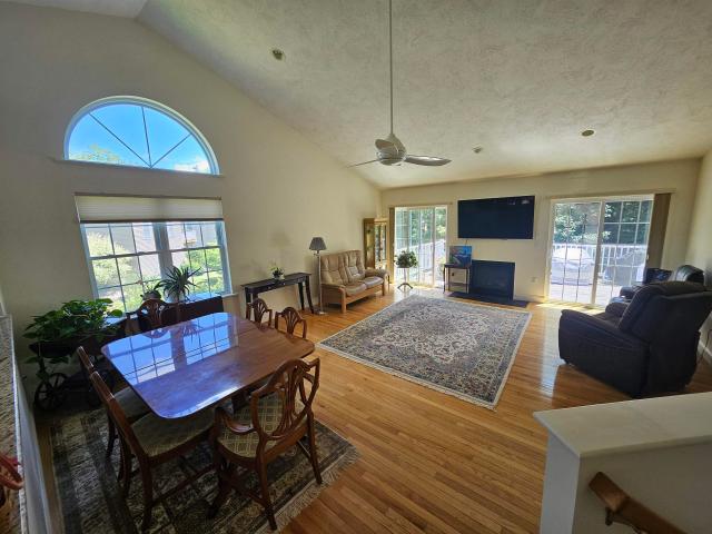9 Hemlock Drive