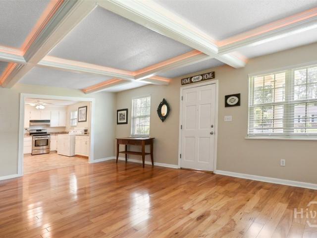 9 Hickory Drive