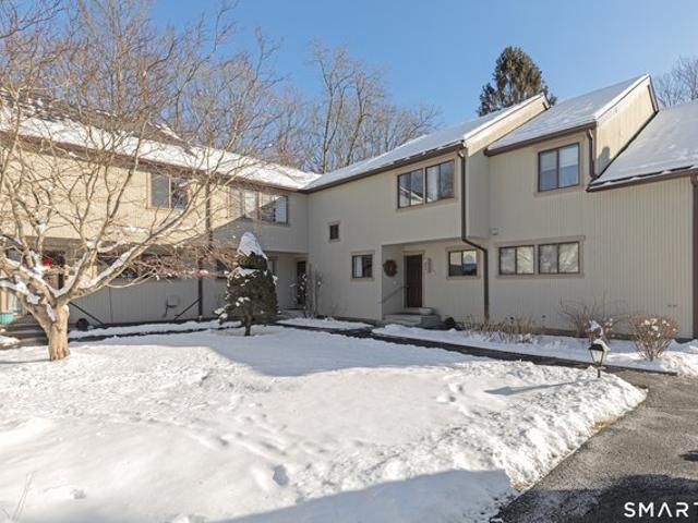 9 Highpoint Ct Unit 116E, Woodbury, CT 06798