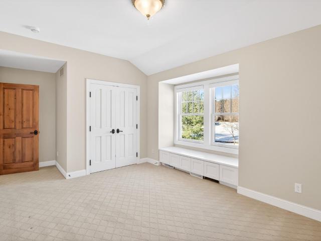 9 Hillary Farm Ln, St. Paul, MN 55110 | MLS #7113