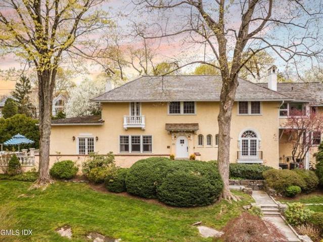 9 Hillside Dr, Greenwich, CT 06831