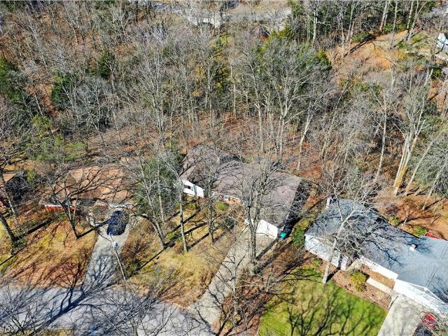 9 Hillside Drive