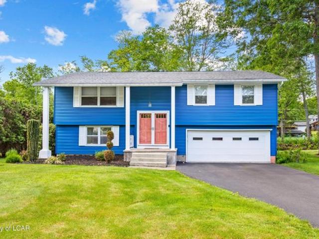 9 Hitchen Post Rd, Mountain Top, PA 18707
