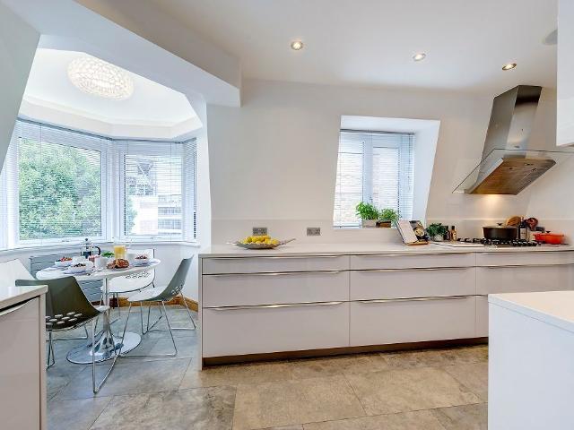 9 Holbein Place, London SW1W, 3 bed flat to rent, £13,000 pcm | PrimeLocation