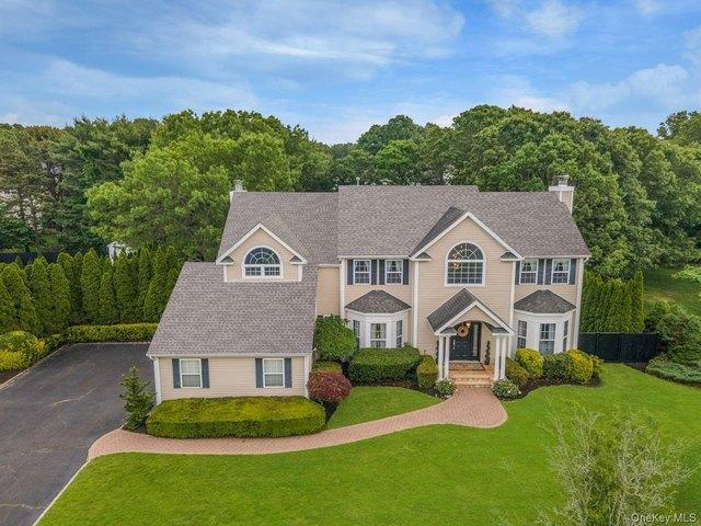 9 Homecoming Pl, East Setauket, NY 11733