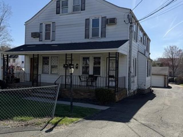 9 Hospital Ave, Danbury, CT 06810