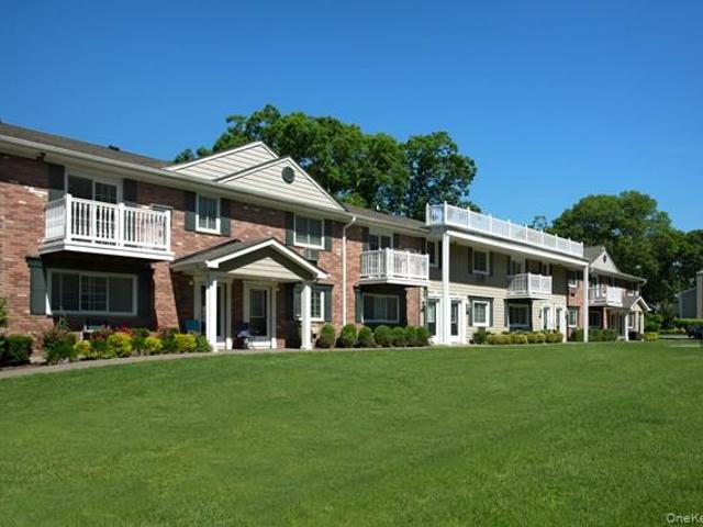 9 Ipswich Pl, Unit 902B, Coram, NY 11727 | MLS #949260 | Compass