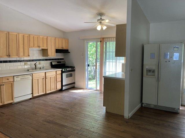 9 Jane Dr, Saint Peters, MO 63376