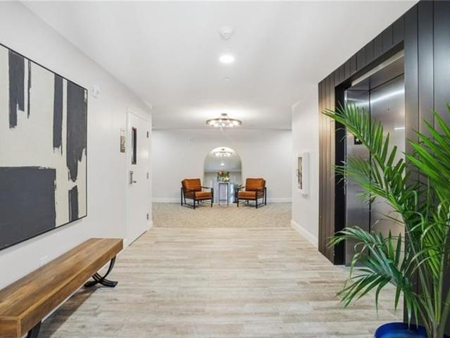 9 Joseph N Zenga Blvd Unit 307, East Greenwich, RI 02818