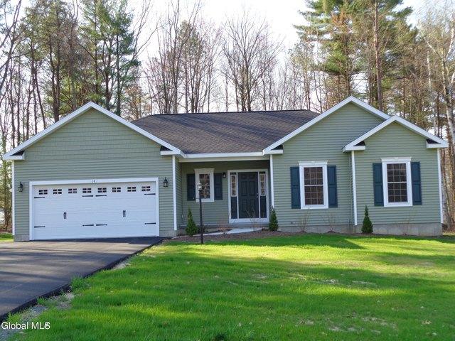 9 Karl Farm Rd, Averill Park, NY 12018