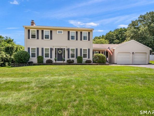 9 Kelly Dr, Enfield, CT 06082