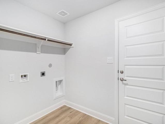 9 Keystone Ct, Angleton, TX 77515